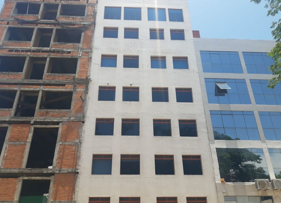 LOCALES COMERCIALES EN RENTA EN EDIFICIO VIVERO COL. JARDINES DE VIRGINIA | Lamudi.com.mx