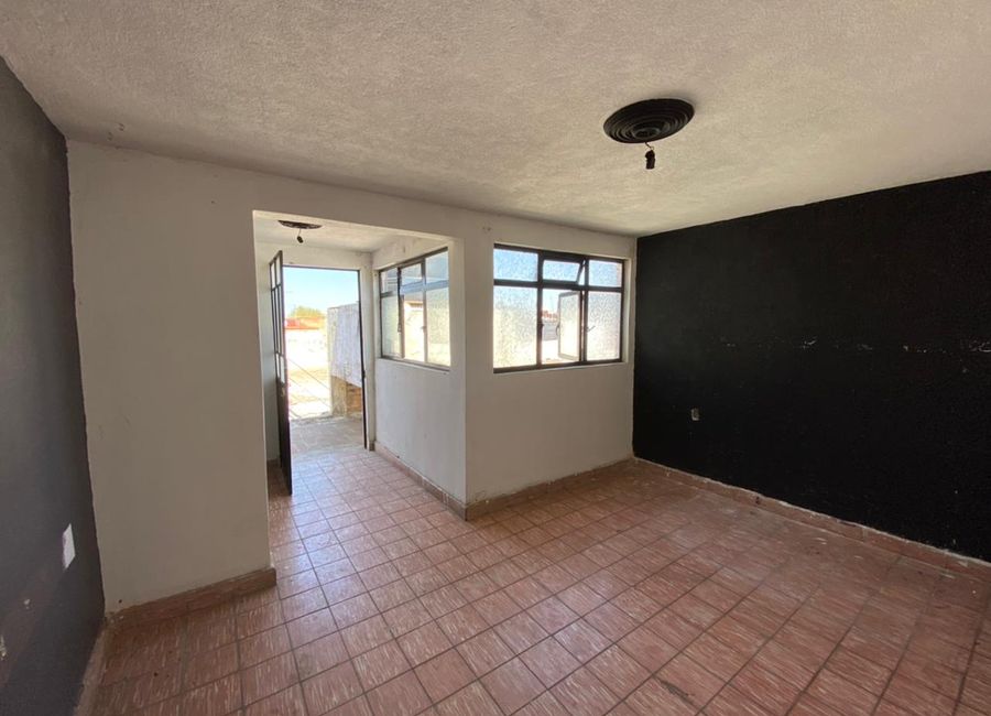 Edificio de 5 departamentos en venta, a media calle Clínica 80. Morelia centro | Lamudi.com.mx