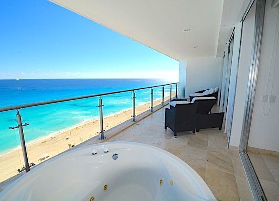 Departamento 4 recamaras frente al mar venta en Emerald Cancun | Lamudi.com.mx