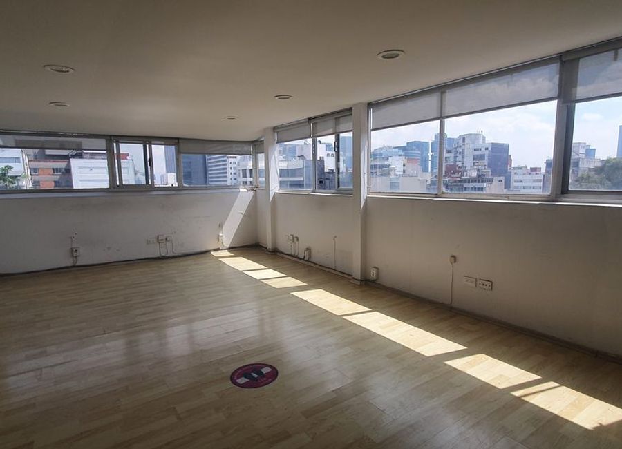 Oficina 100m2 área abierta en Polanco | Lamudi.com.mx