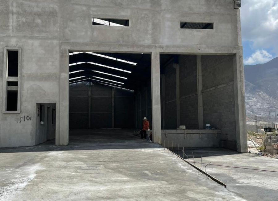 BODEGA EN RENTA 910 MT2 EN TERRA PARK SANTA CATARINA | Lamudi.com.mx