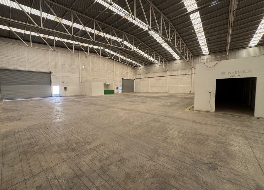 BODEGA INDUSTRIAL CON DOBLE ALTURA EN RENTA EN PARQUE INDUSTRIAL | Lamudi.com.mx
