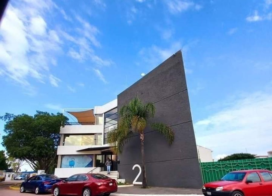 Venta de edificio de oficinas en Pueblo Nuevo | Lamudi.com.mx
