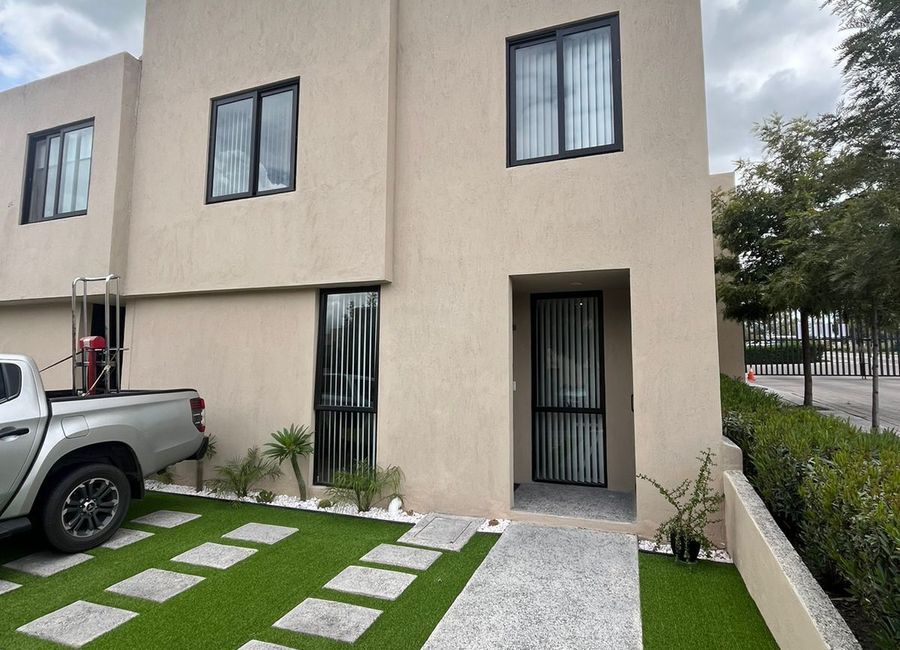 Casa Venta Zakia El Marques, Qro $3,950,000 EliGal R140 | Lamudi.com.mx