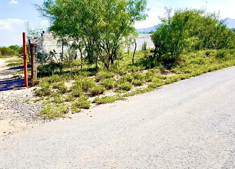 TERRENO EN VENTA en el ojase SALINAS VICTORIA NUEVO LEÓN | Lamudi.com.mx