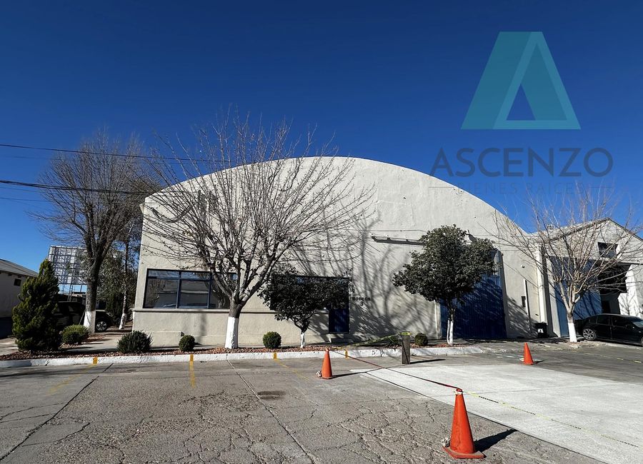 Renta de Bodega Industrial en Col. Nombre de Dios, Seraco | Lamudi.com.mx