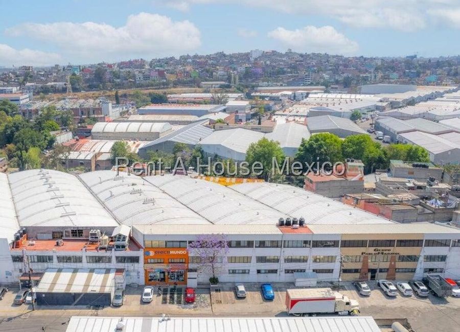 Bodega Industrial en Renta en Naucalpan de Juarez Calle Urbina 25-2509 CR | Lamudi.com.mx