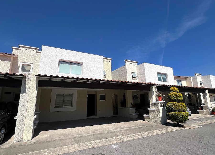 Casa en Renta en Residencial El Castaño Metepec | Lamudi.com.mx