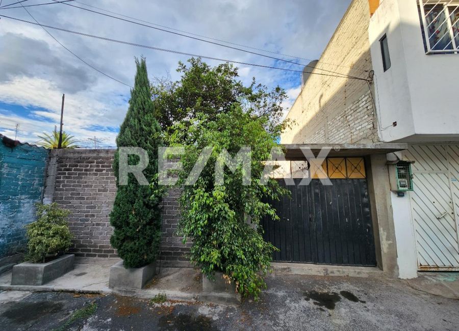 Venta de terreno con construcción en la colonia Agrícola Pantitlán - (3 ...