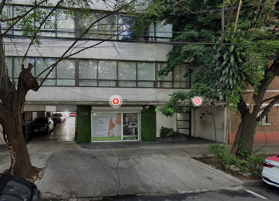 Local en renta en Polanco a media cuadra de Antara y Palacio Moliere | Lamudi.com.mx