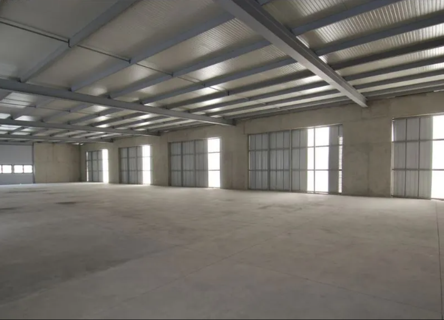 Bodega con acceso a trailer y camionetas 700m2 en Observatorio | Lamudi.com.mx
