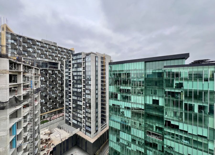 Renta de Oficina en Torre Torela sobre Blvd. Aguacaliente. Cerca de col ...