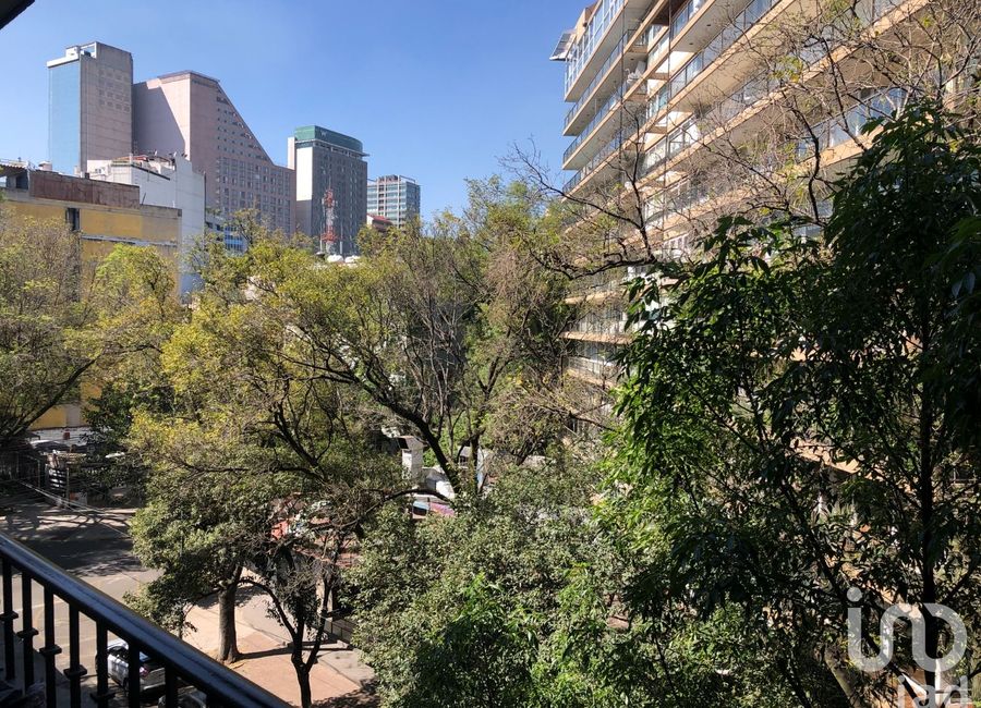 Se renta departamento en la calle de Galileo a una cuadra del parque ...