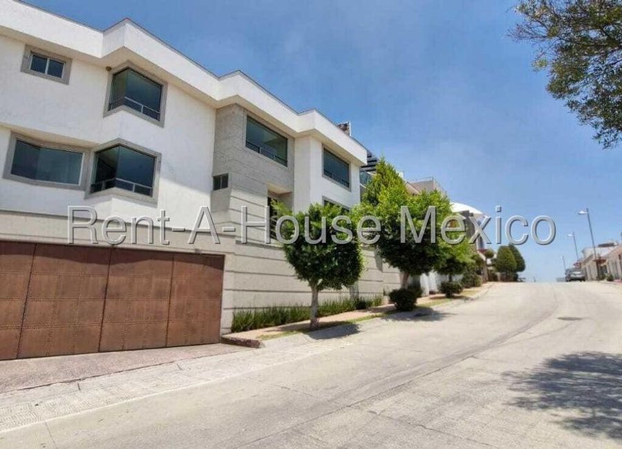 Casa en Venta en Lomas Verdes, Naucalpan de Juarez JL 26-263. | Lamudi ...