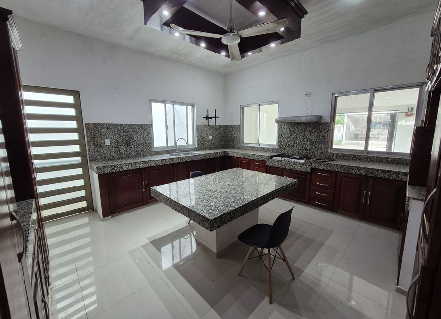 Casa de una planta, de 3 rec y alberca en Santa Gertrudis Copo | Lamudi.com.mx