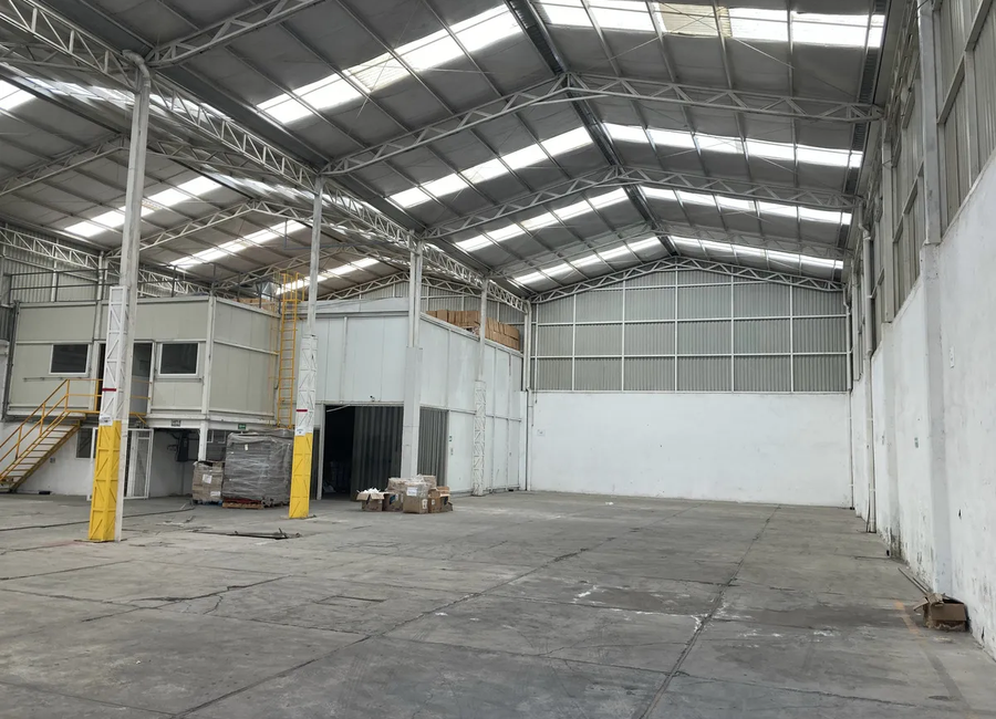 Nave industrial en Iztapalapa acondicionada (con patio de maniobra y ...
