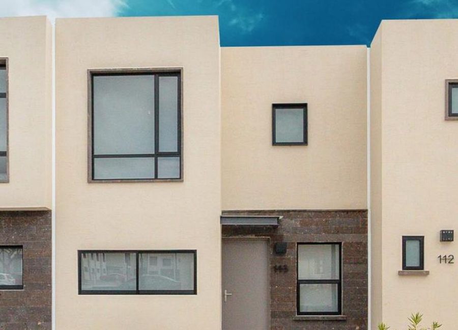 Casa con Estudio o 4ta Recámara en PB, en zona El Mirador, Querétaro ...