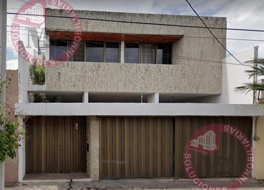 Amplia Casa en Venta Colonia Primavera, Ags. | Lamudi.com.mx