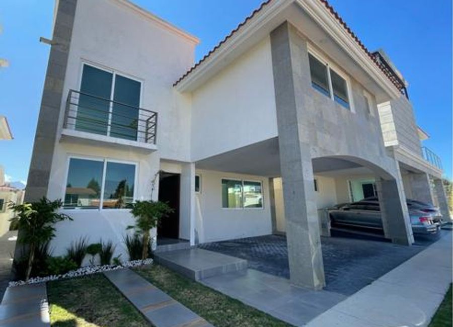 Casa en venta, Santa María Magdalena Ocotitlán, Metepec, Edo. de México ...
