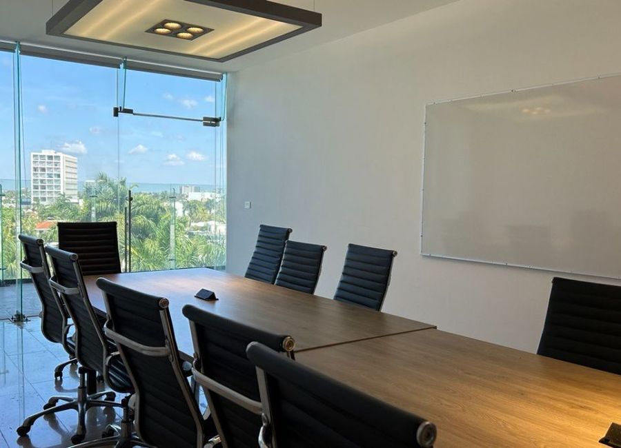 OFICINA SEMIEQUIPADA EN VENTA EN SKY CITY, UBICACION PRIVILEGIADA ...