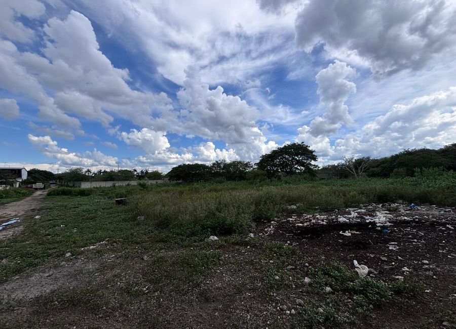 Terreno de 3,584.11 m2 en venta en Periférico Poniente | Lamudi.com.mx