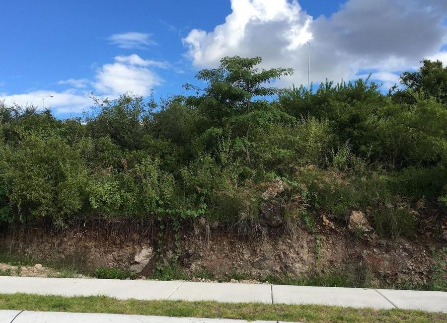 SE VENDE TERRENO EN ZANDA RESIDENCIAL LEON GUANAJUATO | Lamudi.com.mx