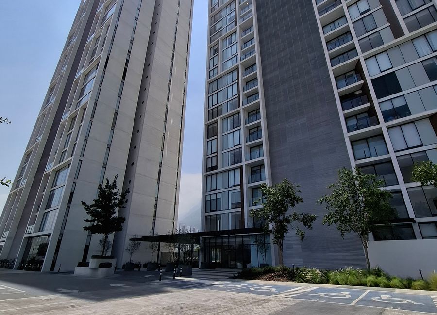 Departamentos en Venta en Bosques de la Huasteca | Lamudi.com.mx