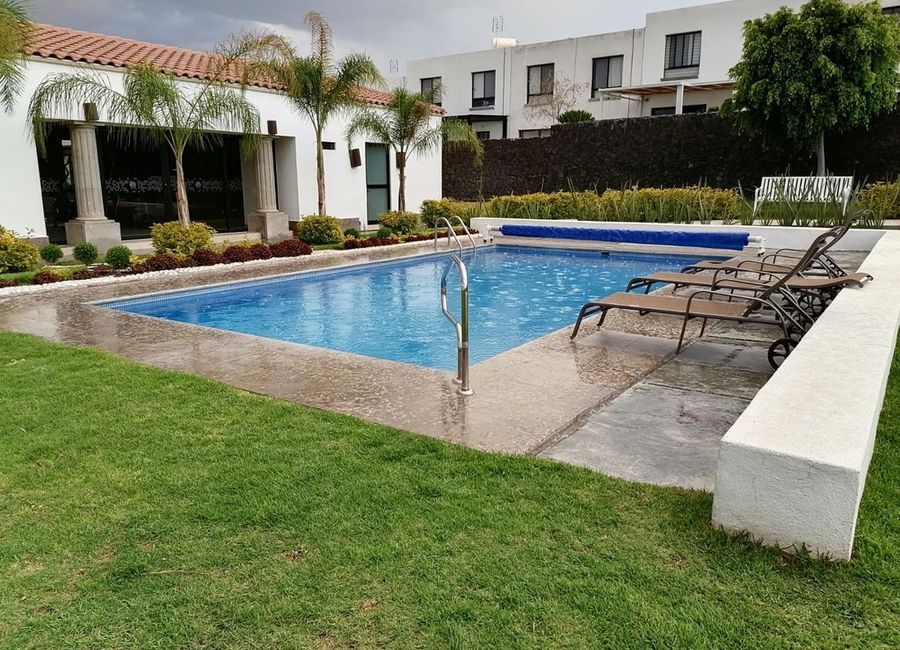 Hermosa Casa en Arboleda 1, alberca y areas verdes | Lamudi.com.mx