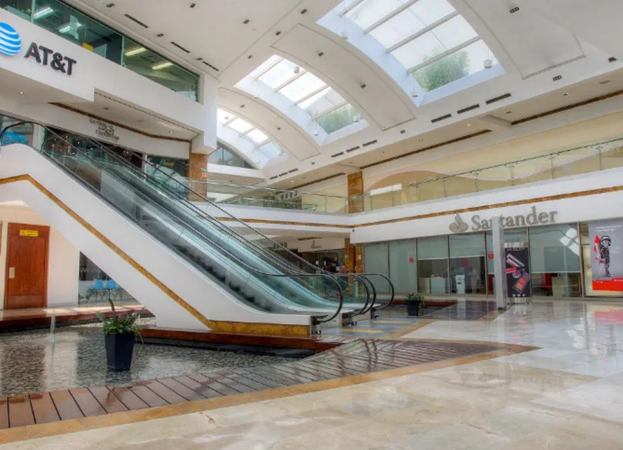 Local en renta en Interlomas, Huixquilucan, México | Lamudi.com.mx