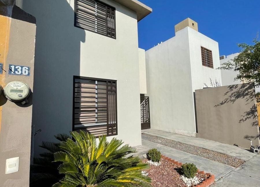 CASA EN RENTA AMUEBLADA TRIANA PALMAS APODACA, N.L. | Lamudi.com.mx