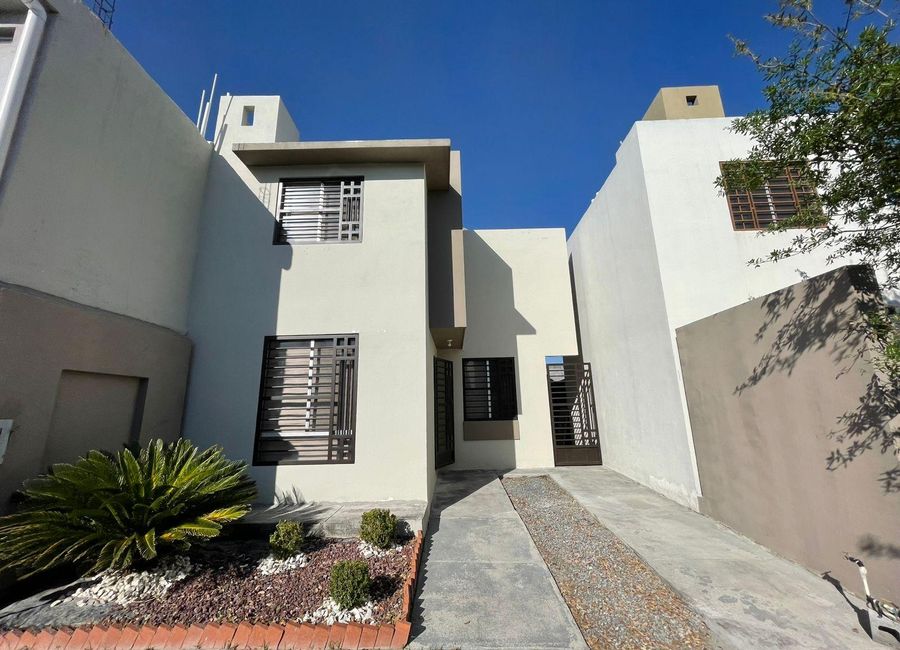 CASA EN RENTA AMUEBLADA TRIANA PALMAS APODACA, N.L. | Lamudi.com.mx