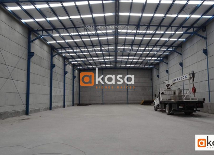 Bodega de 1,200 m2 en Renta en Parque Industrial, Guadalupe. | Lamudi.com.mx