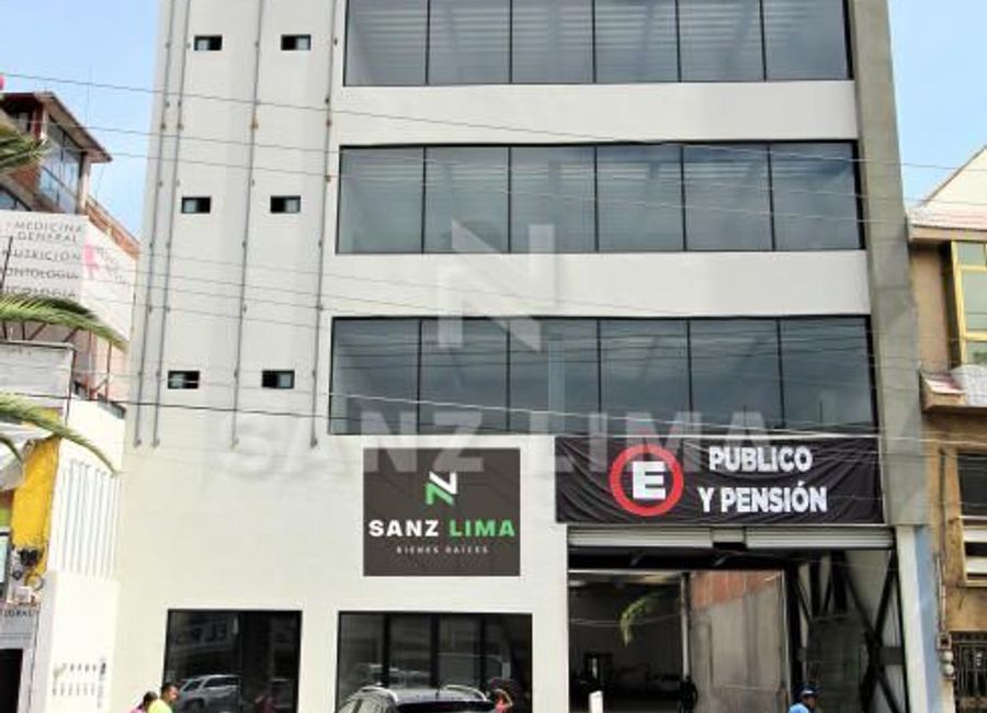 CENTRO: AMPLIO Y MODERNO EDIFICIO PARA OFICINAS | Lamudi.com.mx