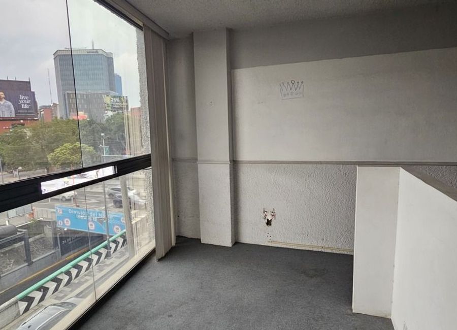 Oficina de 104m2 area abierta 2 privados bodega en Insurgentes Roma ...