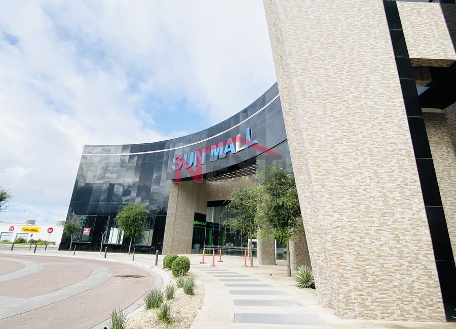 SE RENTA LOCAL EN PLAZA SUN MALL | Lamudi.com.mx