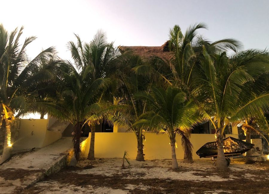 VILLA VACACIONAL FRENTE AL MAR EN CHABIHAU | Lamudi.com.mx