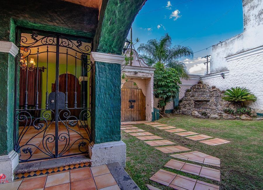 SE VENDE CASA EN ALCALDE EN ZONA CENTRO DE GUADALAJARA. | Lamudi.com.mx