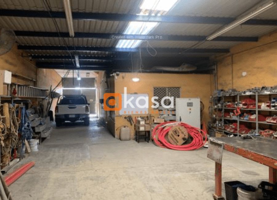 Bodega en Venta 300 m2 Bernardo Reyes, Monterrey. | Lamudi.com.mx