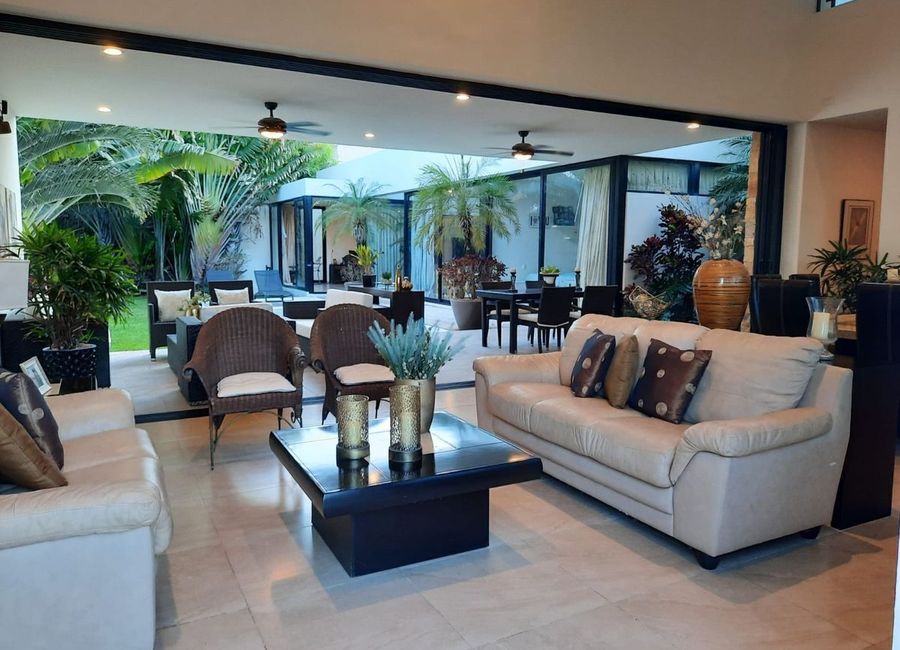 CASA EN VENTA MERIDA EN MANANTIALES DE COCOYOLES | Lamudi.com.mx