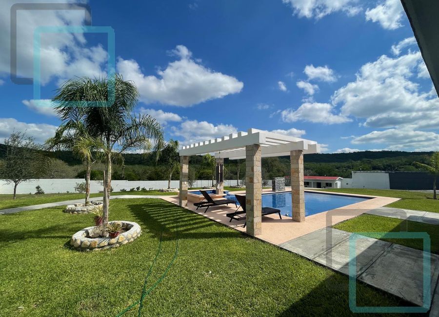 QUINTA EN VENTA COLONIA LOMAS DEL RIO ZONA MONTEMORELOS | Lamudi.com.mx