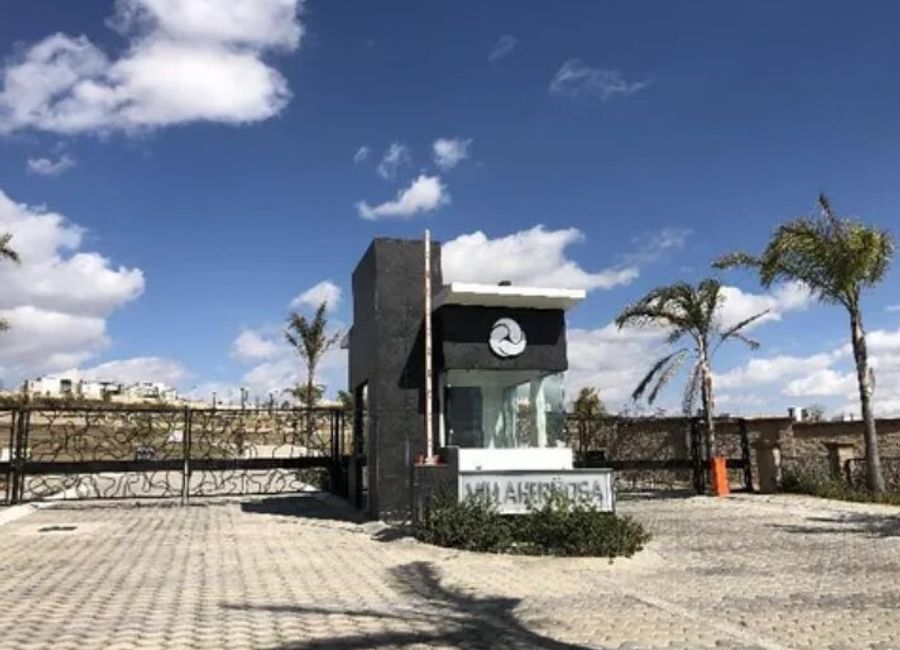 Lote en venta en Parque Villahermosa en Lomas de Angelopolis, Pue ...