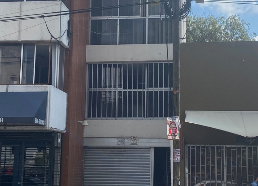 Renta oficinas amplias. Col. Huexotitla. Zona Dorada. 43 Poniente | Lamudi.com.mx