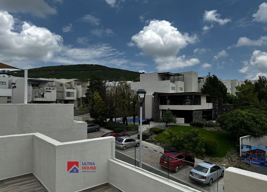 Venta Casa Zibata Queretaro, 3 Rec, Alberca con Cascada, Gym, Areas ...