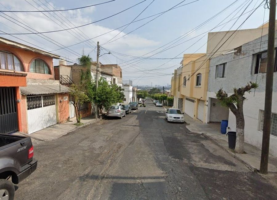 Casa en RECUPERACIÓN en Loma Bonita Ejidal, Zapopan, Jal. YORC gpm ...