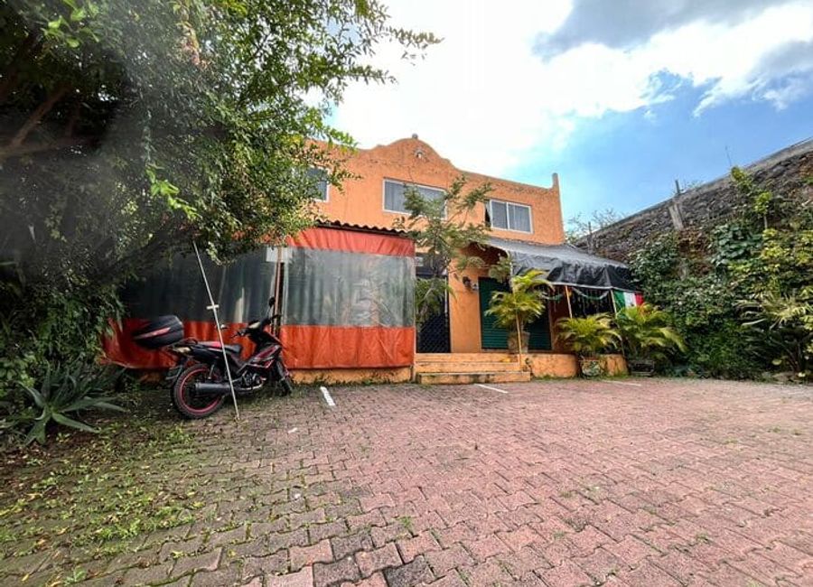 VENTA DE CASA CON 3 LOCALES EN LOMAS DE TZOMPANTLE CUERNAVACA CAS_4971 ...