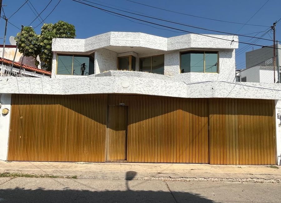 CASA EN VENTA EN LAS REYNAS IRAPUATO | Lamudi.com.mx
