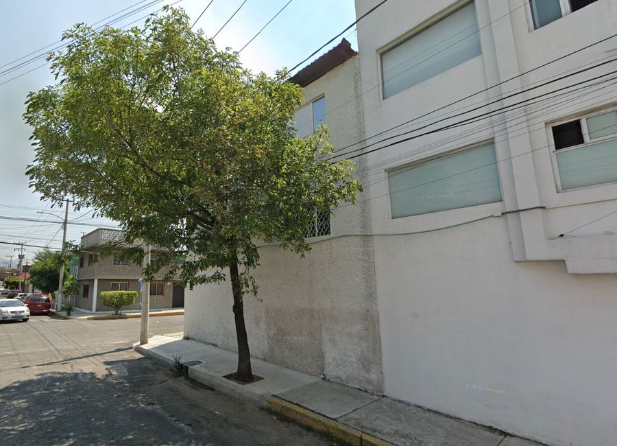 HOUSE FOR SALE IN SANTIAGO ATEPETLAC, GUSTAVO A. MADERO. | Lamudi.com.mx