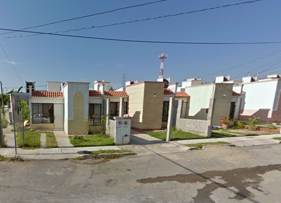 SF- CASA EN VENTA EN COLINAS DEL PARQUE | Lamudi.com.mx