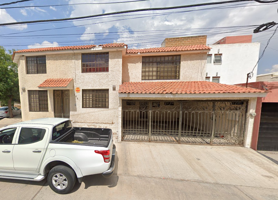 VENTA DE CASA EN REMATE BANCARIO EN LOMAS 4TA SECCION SAN LUIS POTOSI .S.L.P J.C | Lamudi.com.mx