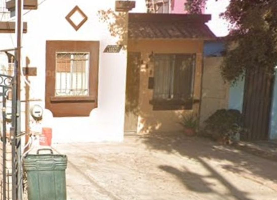 CASA A LA VENTA EN COL. RESIDENCIAL DEL REY, ENSENADA, BC. | Lamudi.com.mx